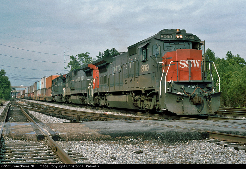 SSW 8069 Leads at Shrewsbury Road
